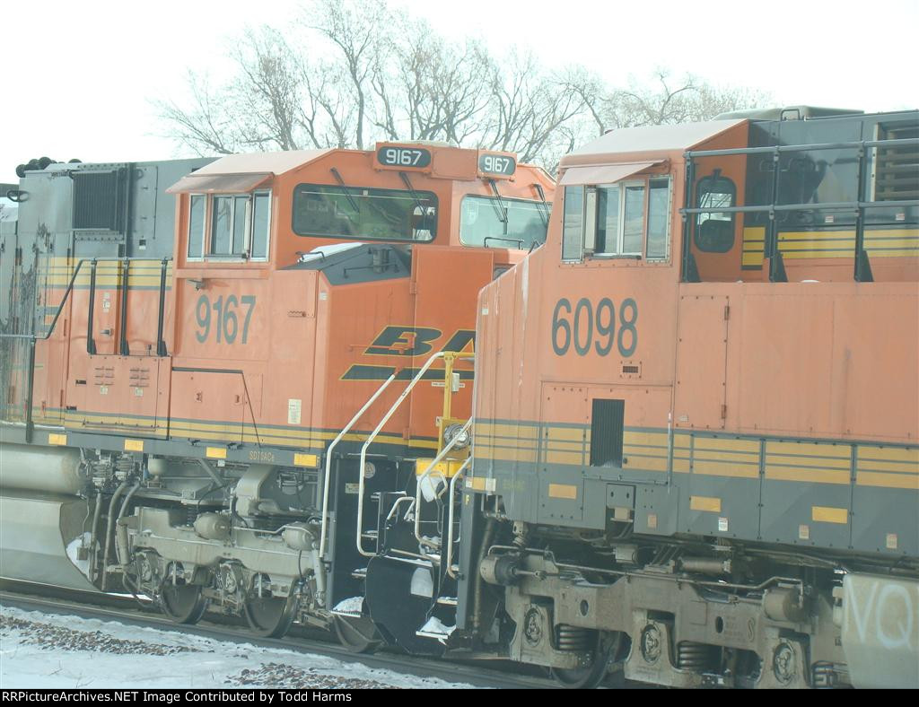 BNSF 6098